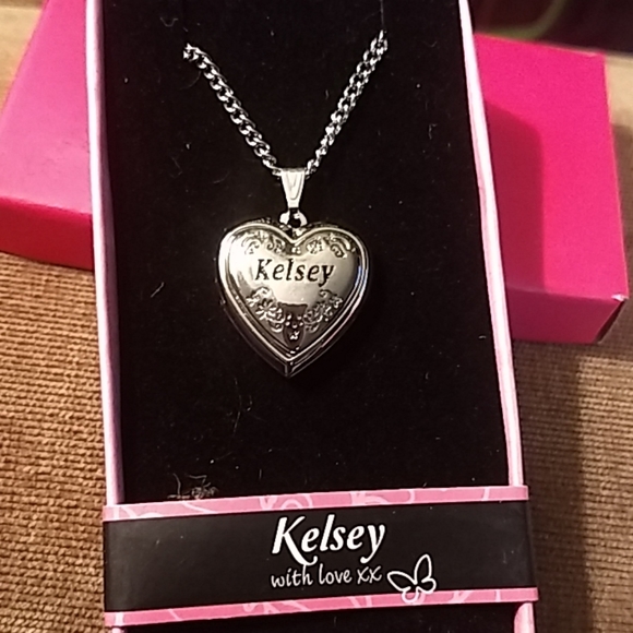 Love Lucket | Jewelry | Love Locket Kelsey | Poshmark